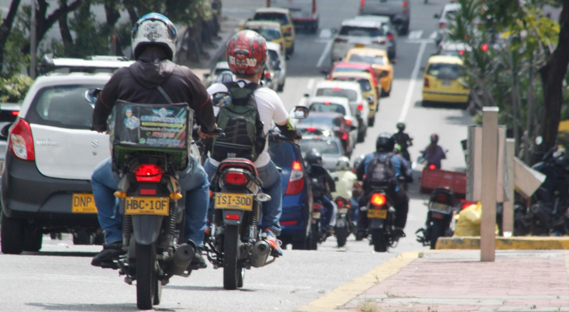 La tragedia de conducir una moto en Colombia | El Cronista | Periodismo de análisis y opinión de ...