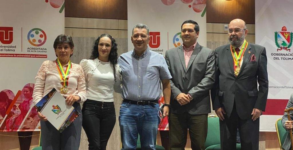 Marta Calvache y Fernando Misas Arango, fueron reconocidos con el ...