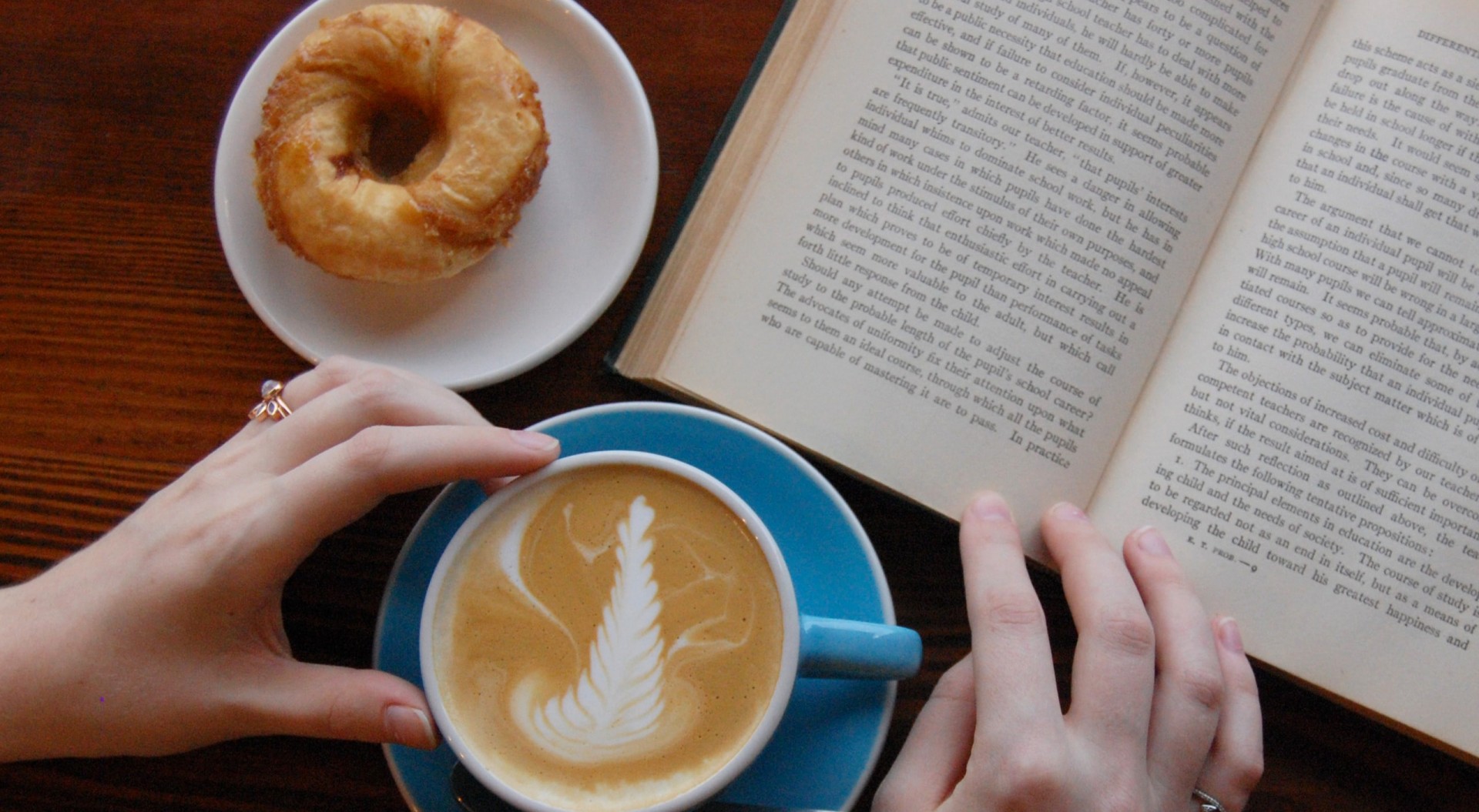 Poesía, café y cultura; la nueva apuesta comercial que abrirá en Ibagué ...