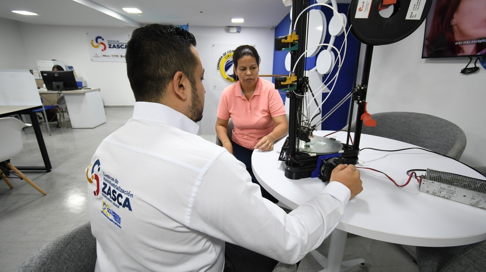 Inauguran en Ibagué, primer Centro de Reindustrialización ZASCA ...